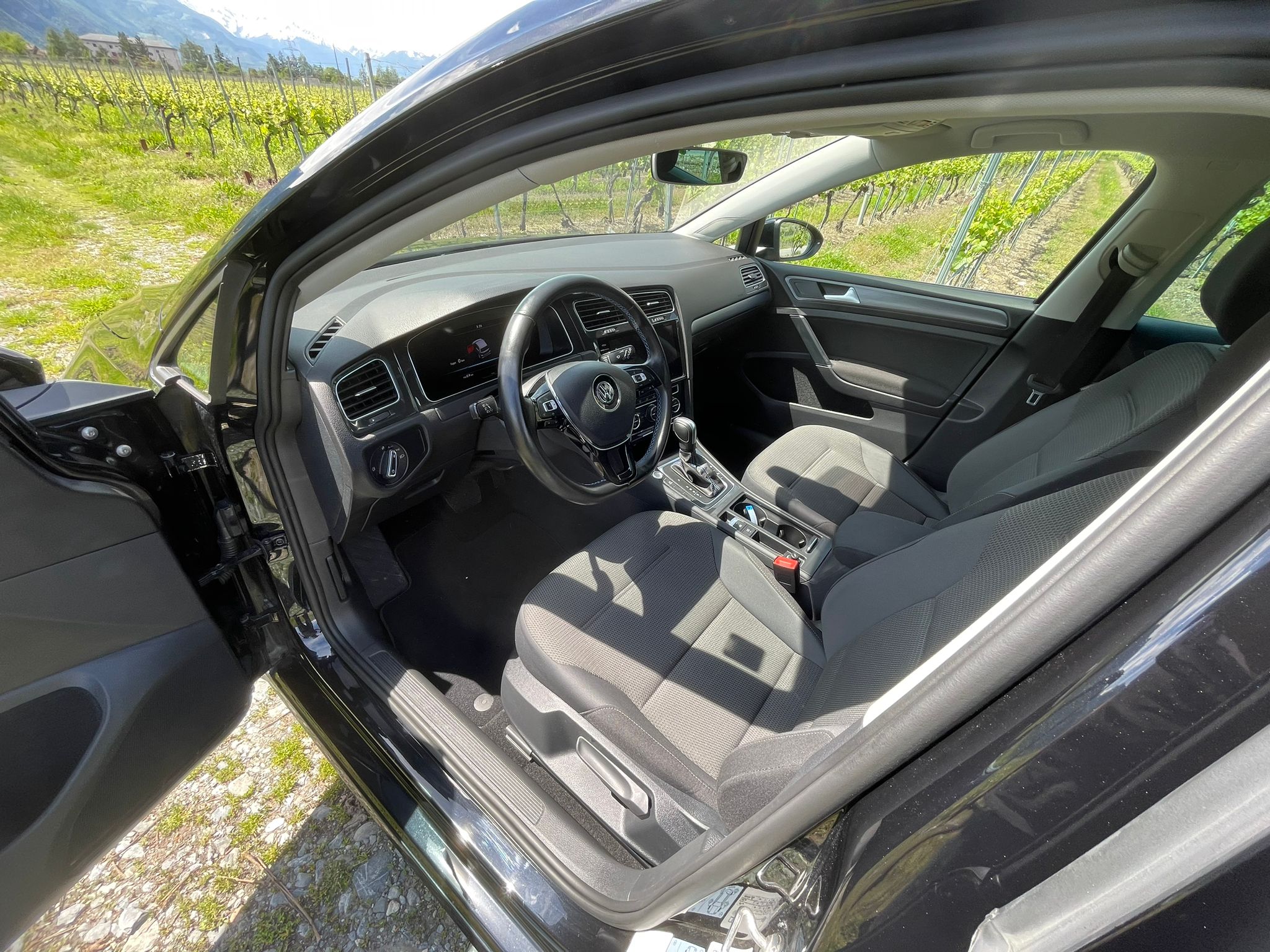 How do CARIFY car subscriptions work » CARIFY